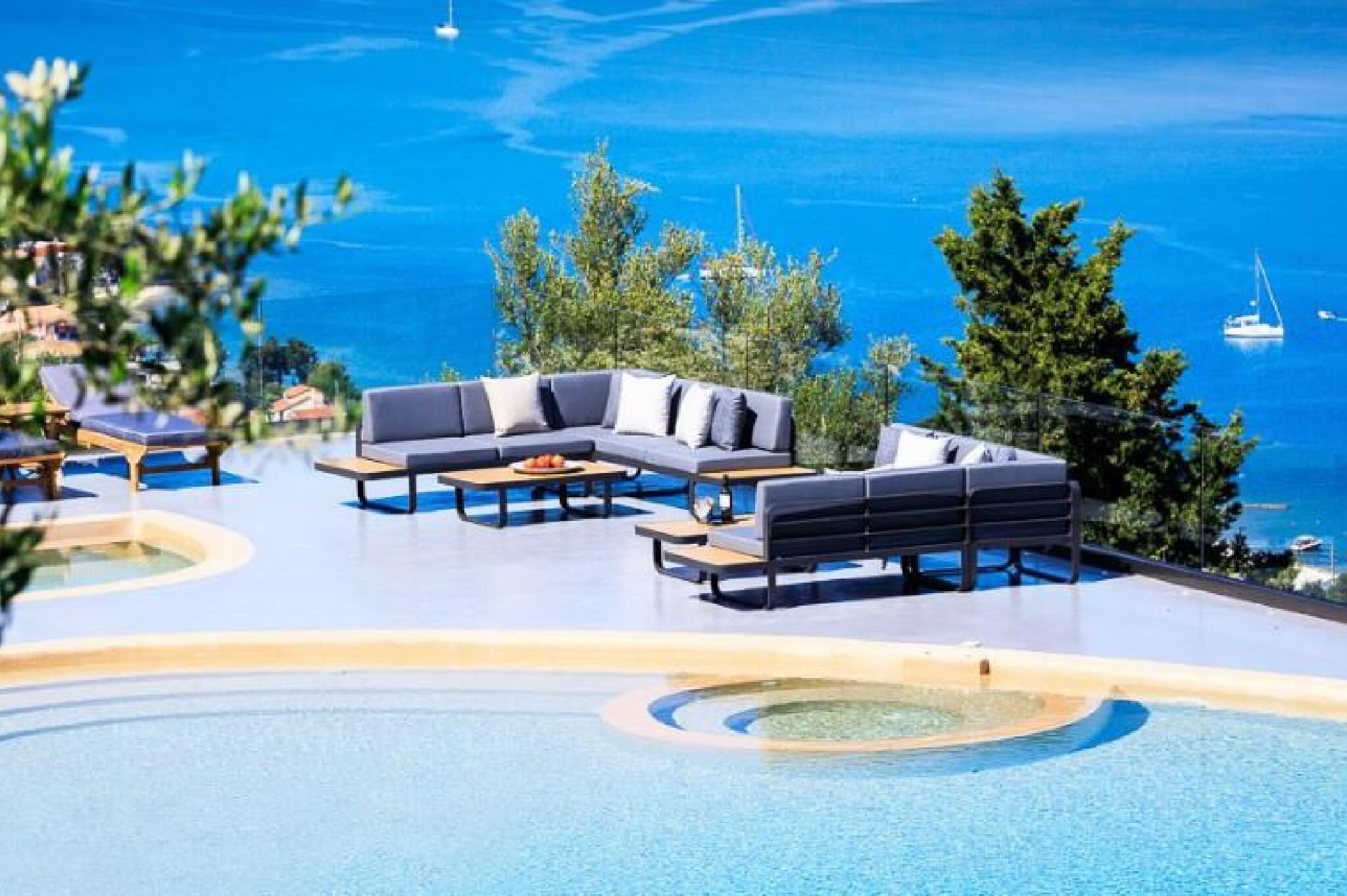 Handpicked holidays in Greece, Corsica, France, Italy, Turkey ...